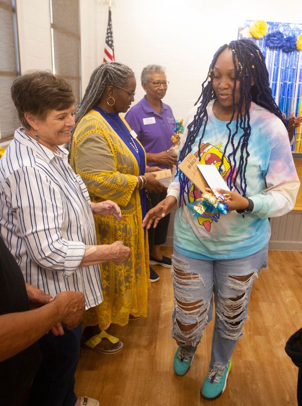 Doyle Community puts smiles on the faces of neighborhood high school ...