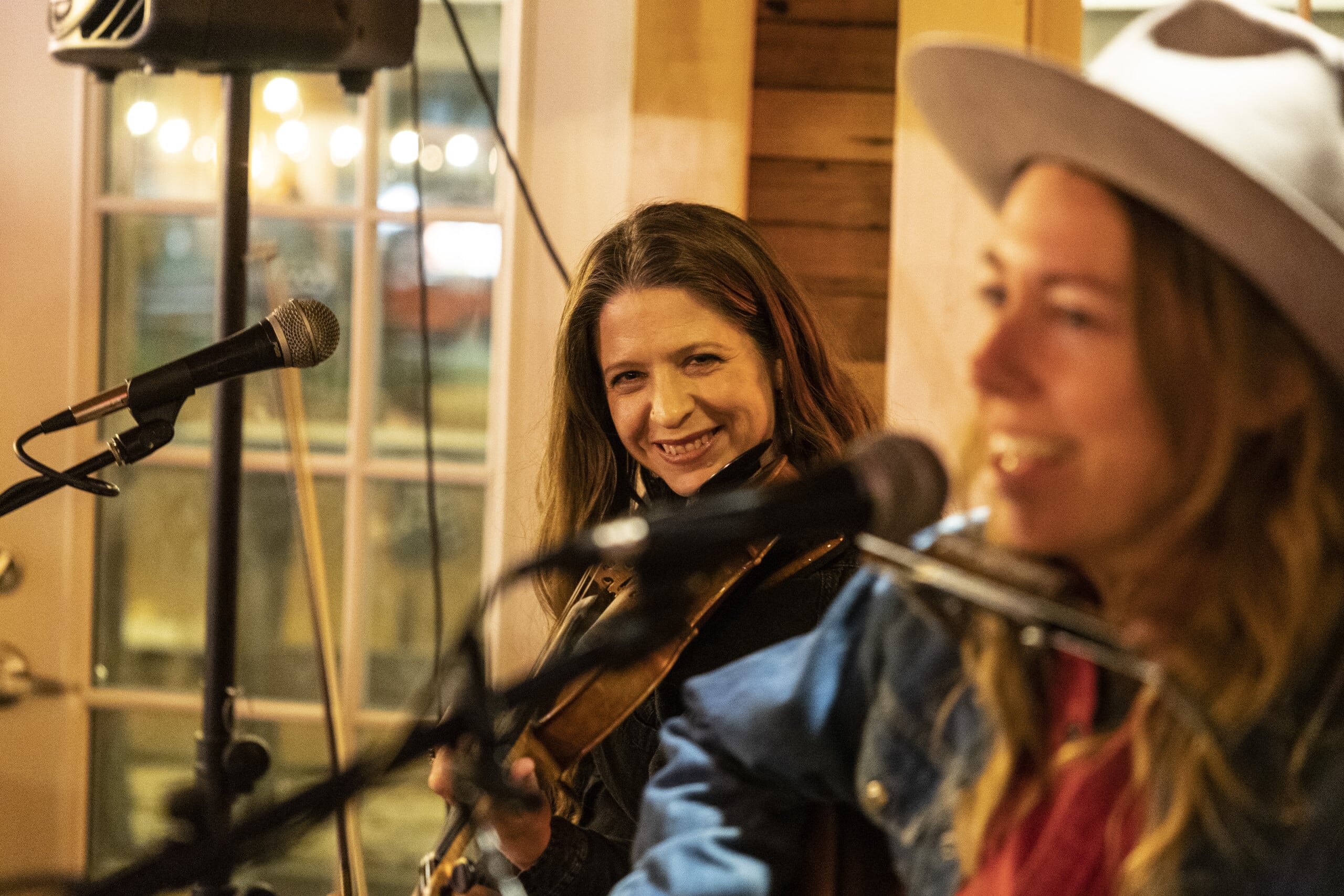 Photo gallery: Emilie Clepper and Staci Foster at Trailhead – The Kerr ...