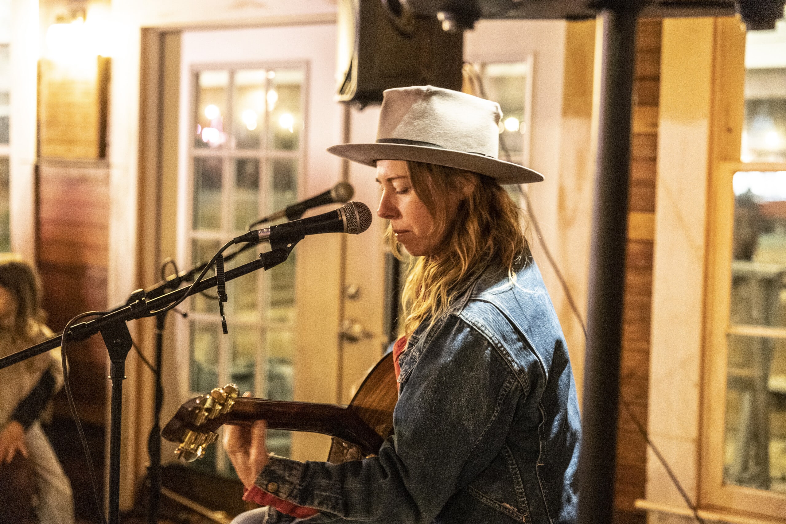 Photo gallery: Emilie Clepper and Staci Foster at Trailhead – The Kerr ...