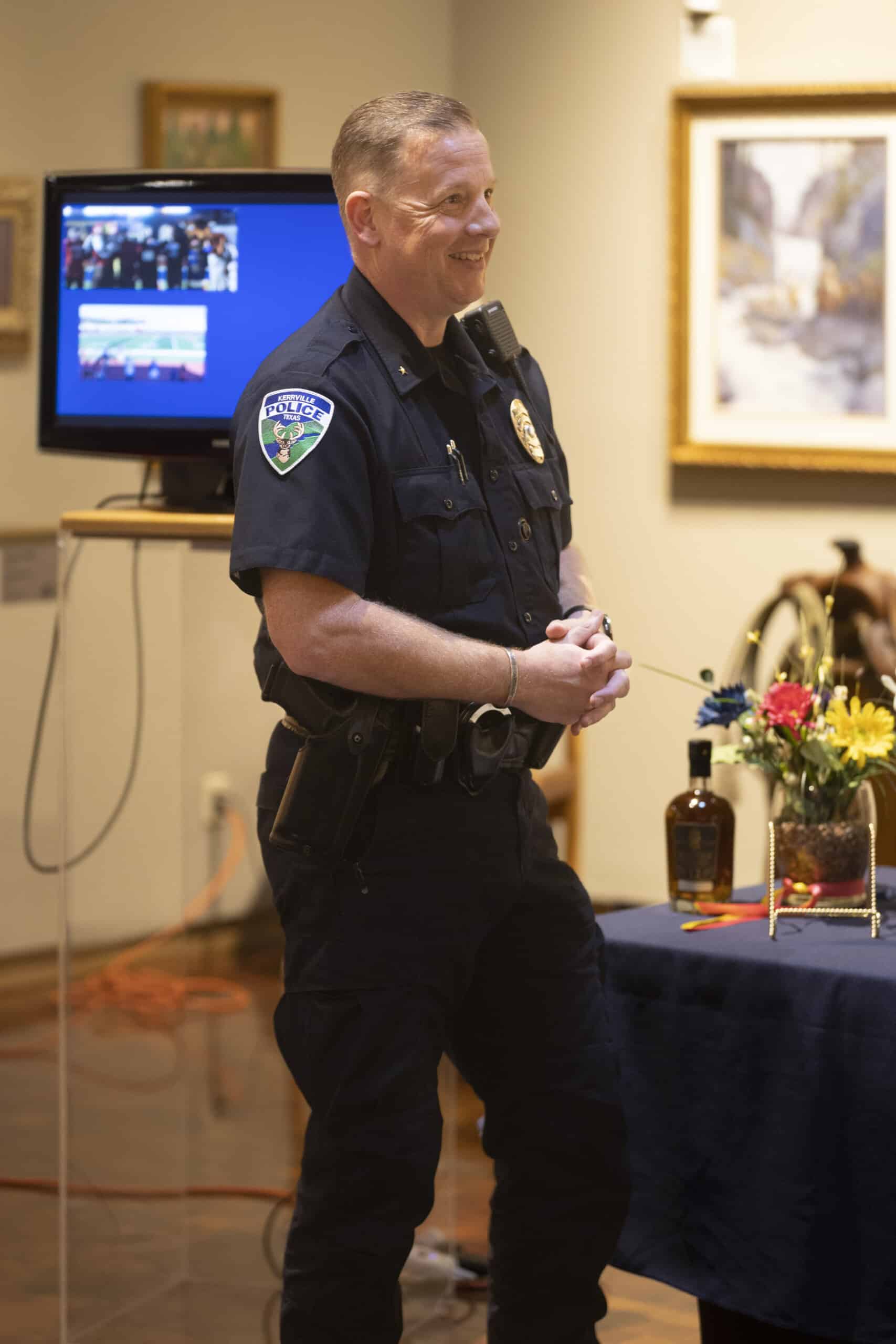 Thomason's service to Kerrville Police honored at retirement – The Kerr ...