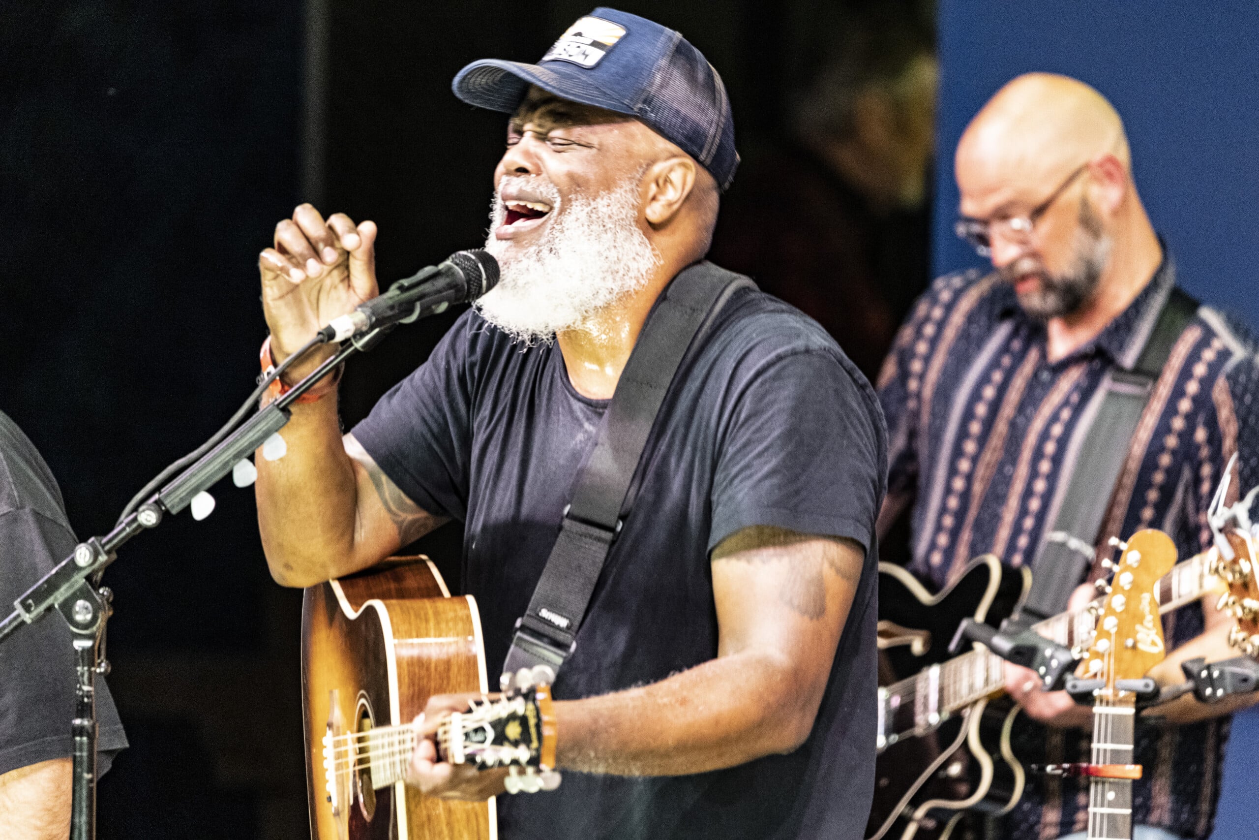 Photo gallery: Ray Prim Band lights up Folk Festival – The Kerr County Lead