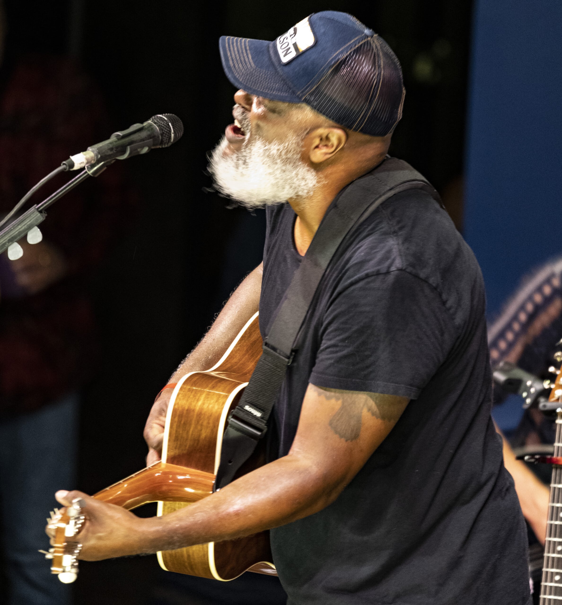 Photo gallery: Ray Prim Band lights up Folk Festival – The Kerr County Lead