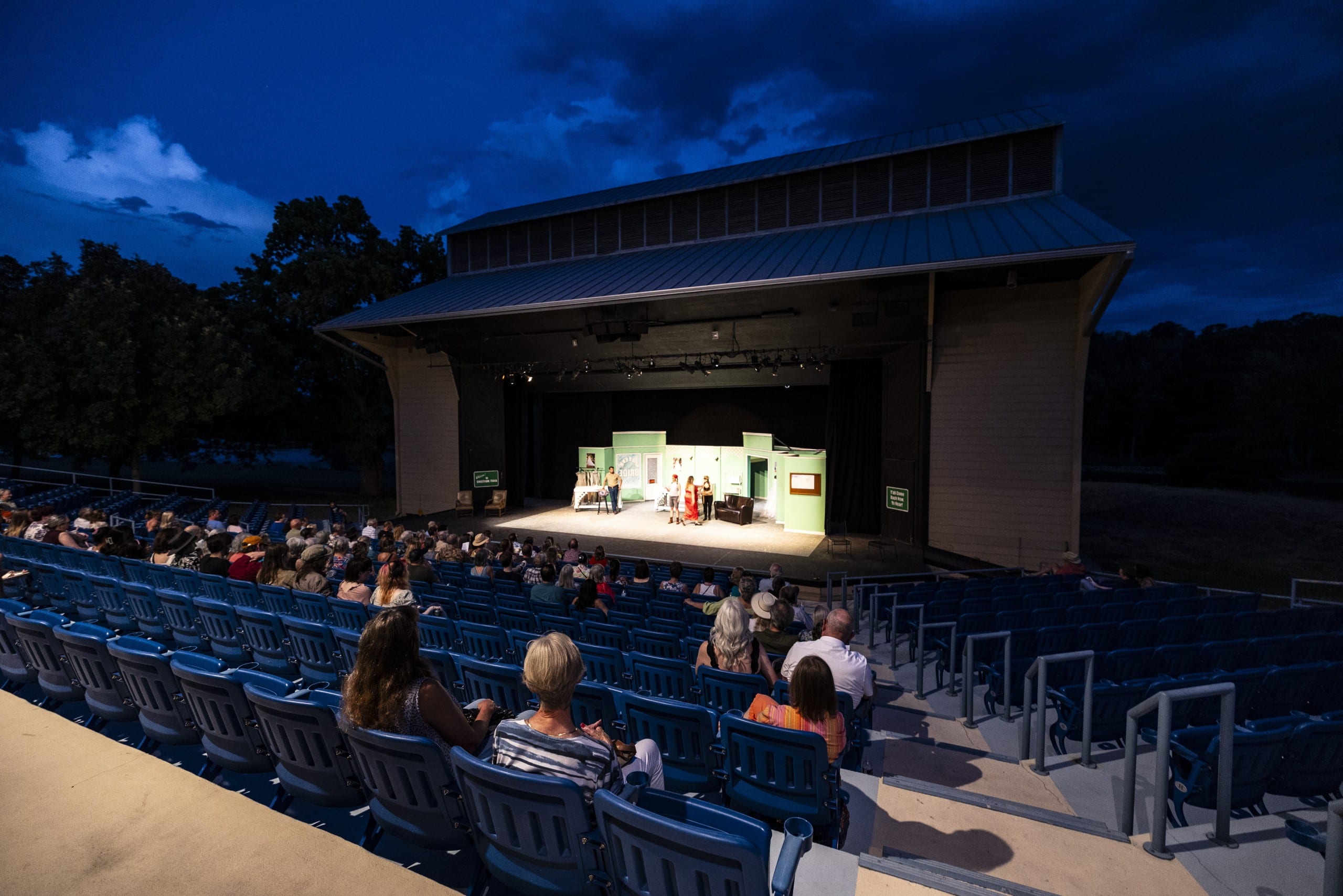Photo gallery: Last Stand of the Guacamole Queens at The Point Theater ...