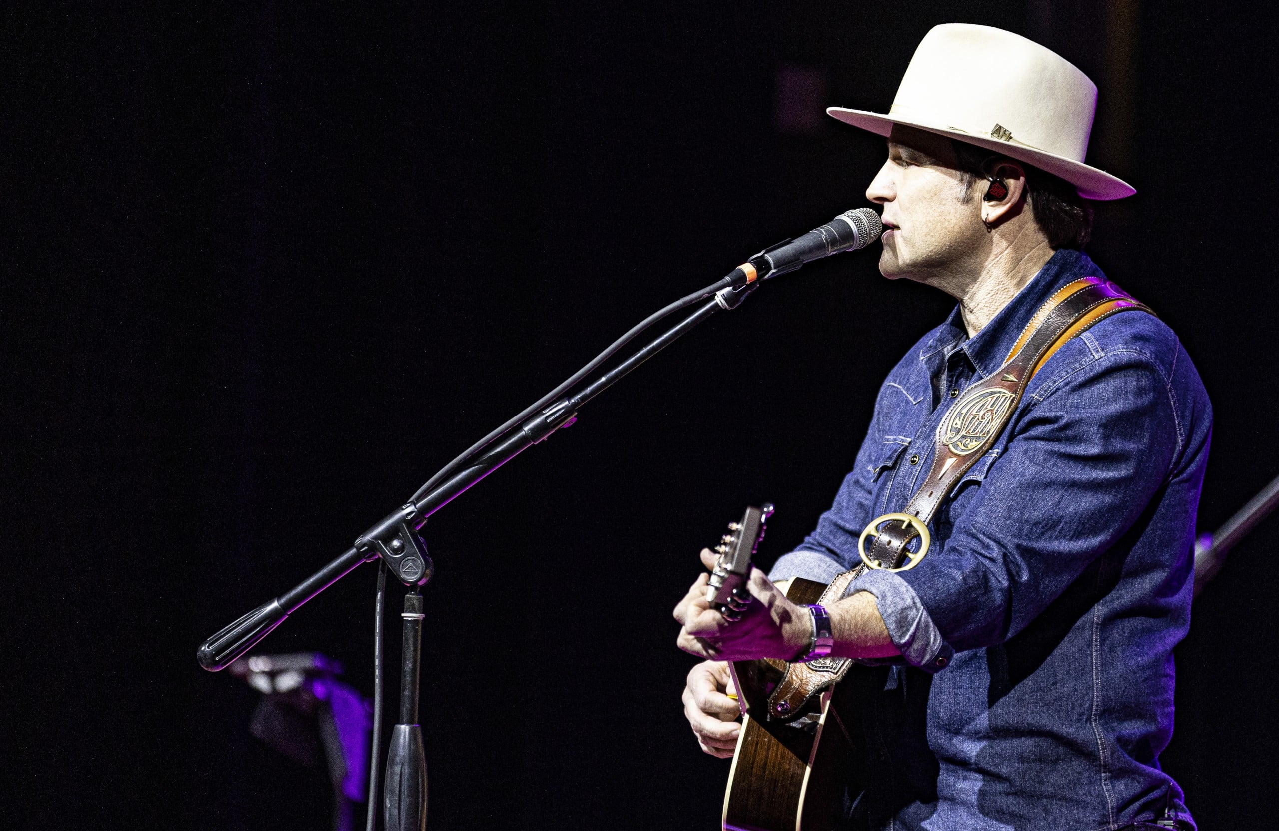 Photo gallery: Adam Hood at Arcadia Live – The Kerr County Lead